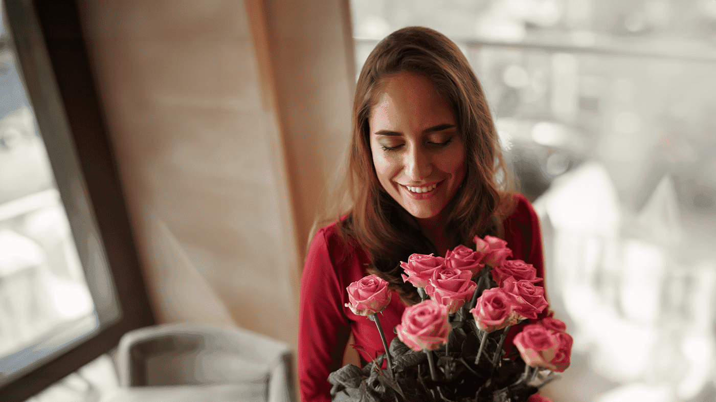 Classic White Flowers | Interflora